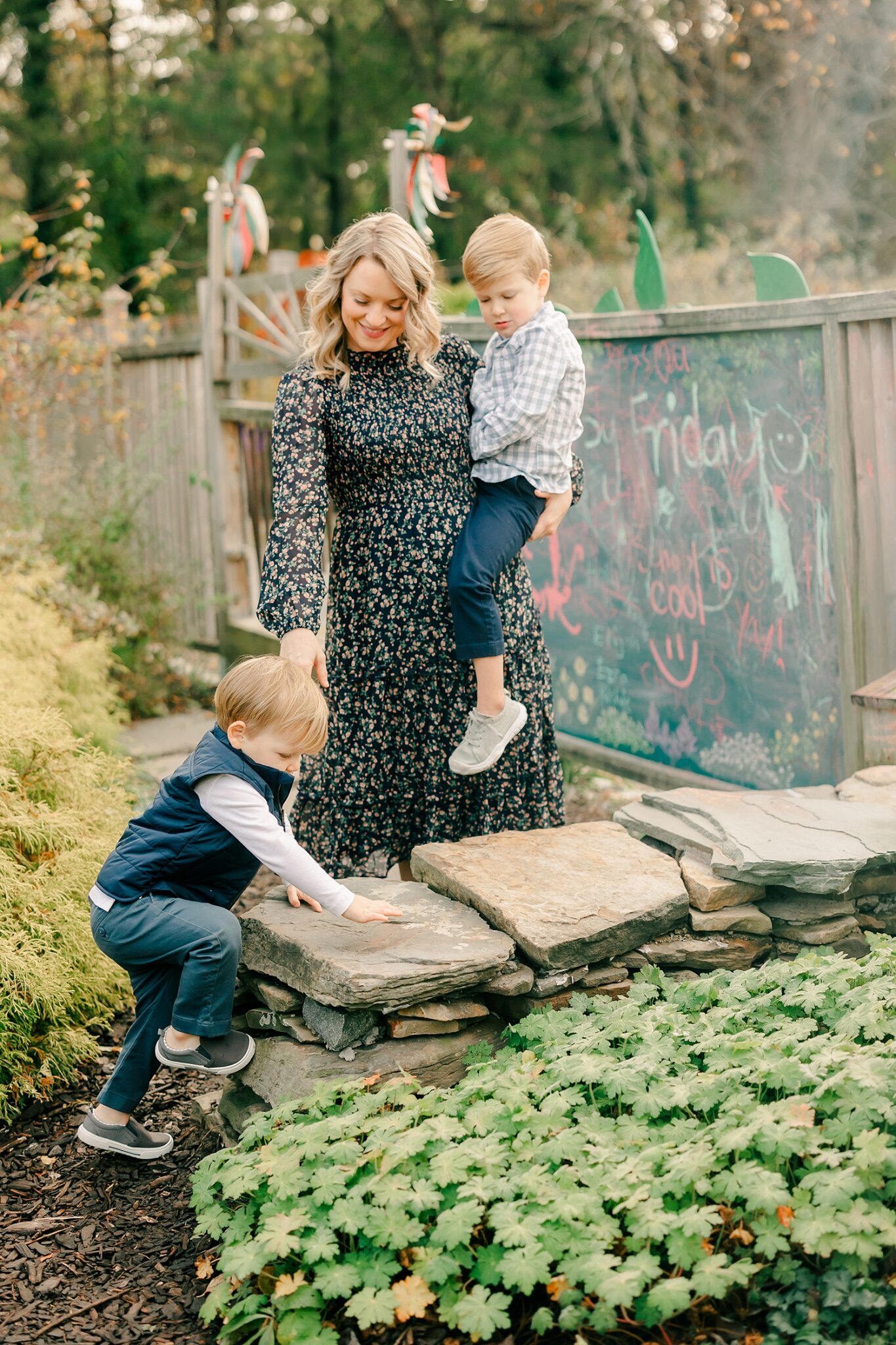The Trenner Family | Full Session Gives Room to Bloom - Sarah Schmidt Photo